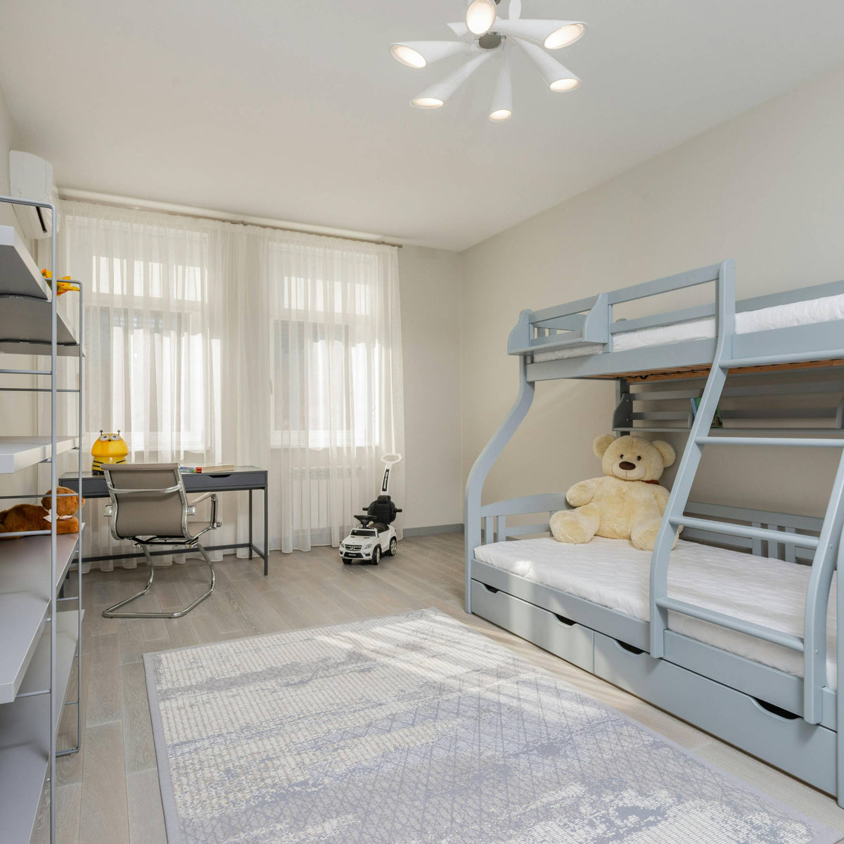 Maximise Bedroom Space with the Noomi Triple Bunk Bed | Little Gliders