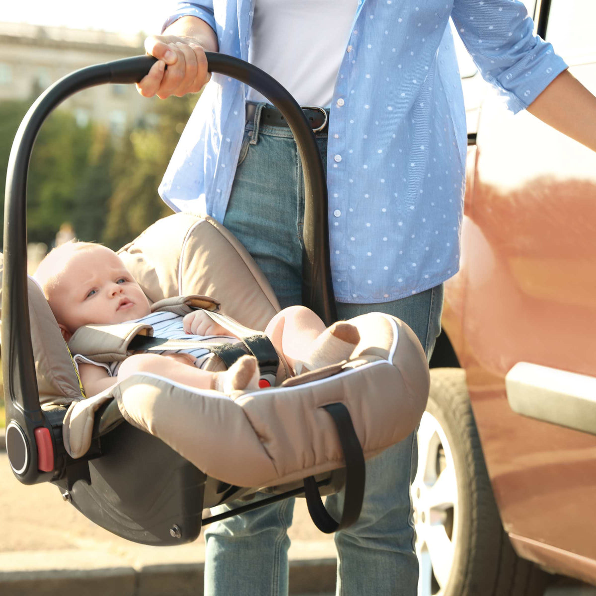 How to Choose the Right Carrycot for Baby Travel | Little Gliders