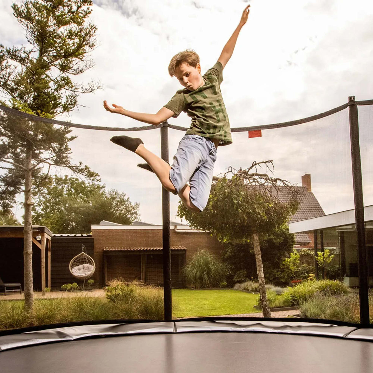BERG 330 InGround 11ft Round Trampoline - Compact | Little Gliders
