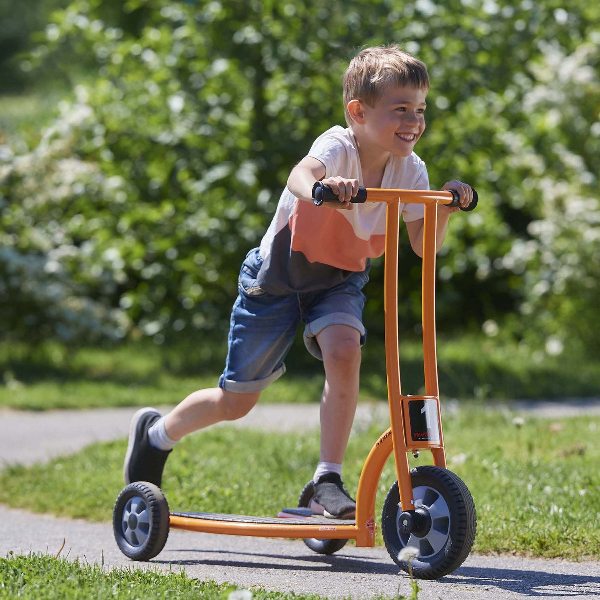 Winther Circleline Safety Roller | 3 Wheel Scooters at Little Gliders